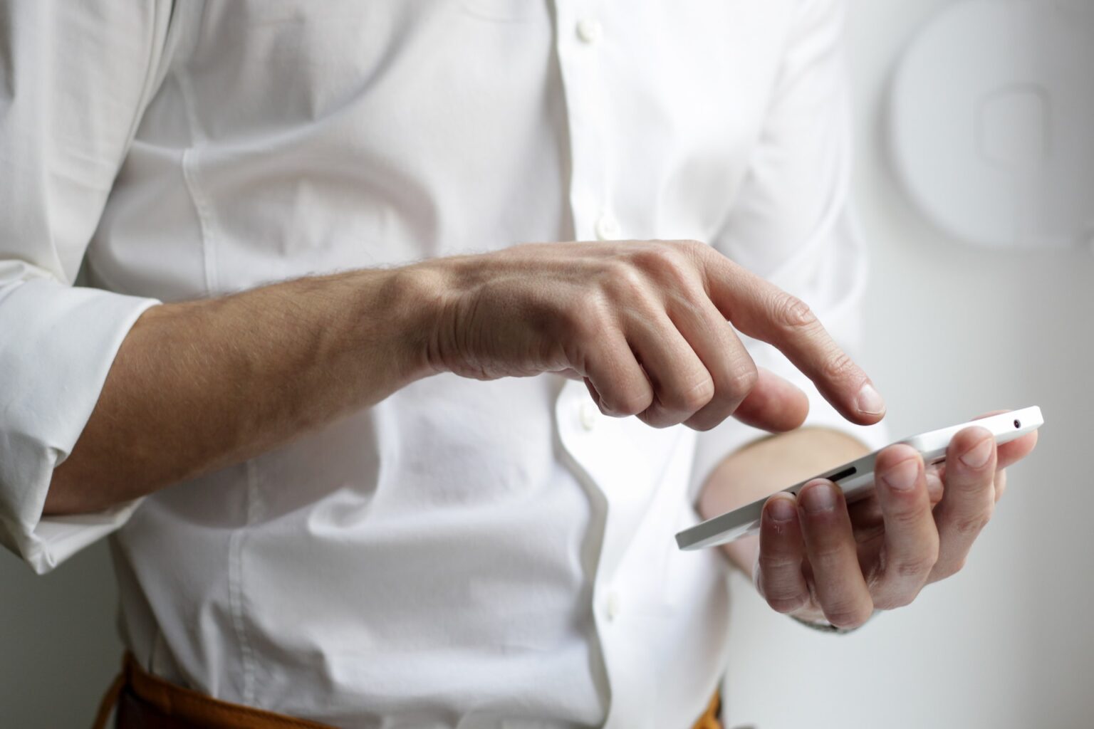 Survey Response Scales: How to Choose the Right One
